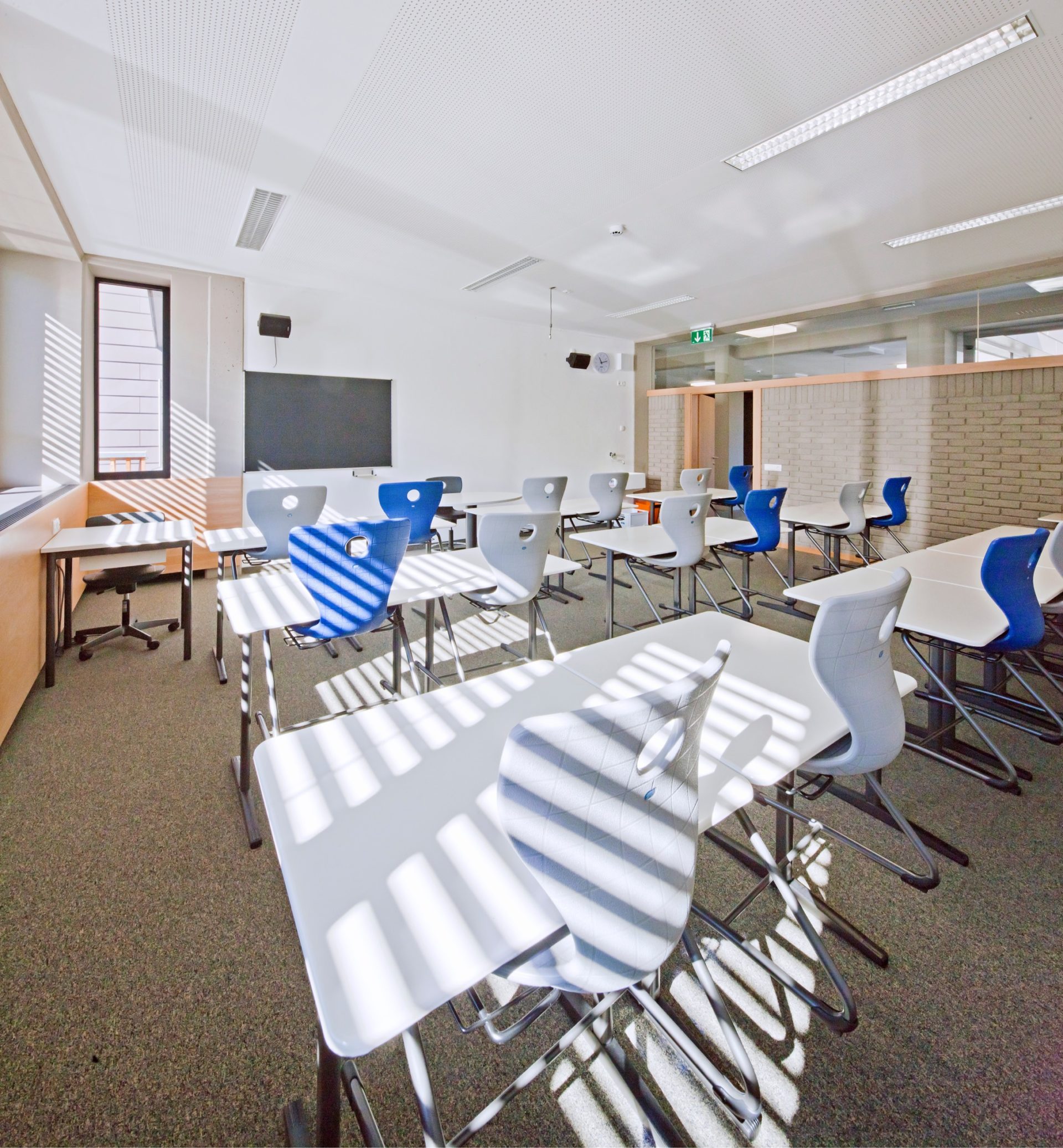 Neue Mittelschule — Egger Licht