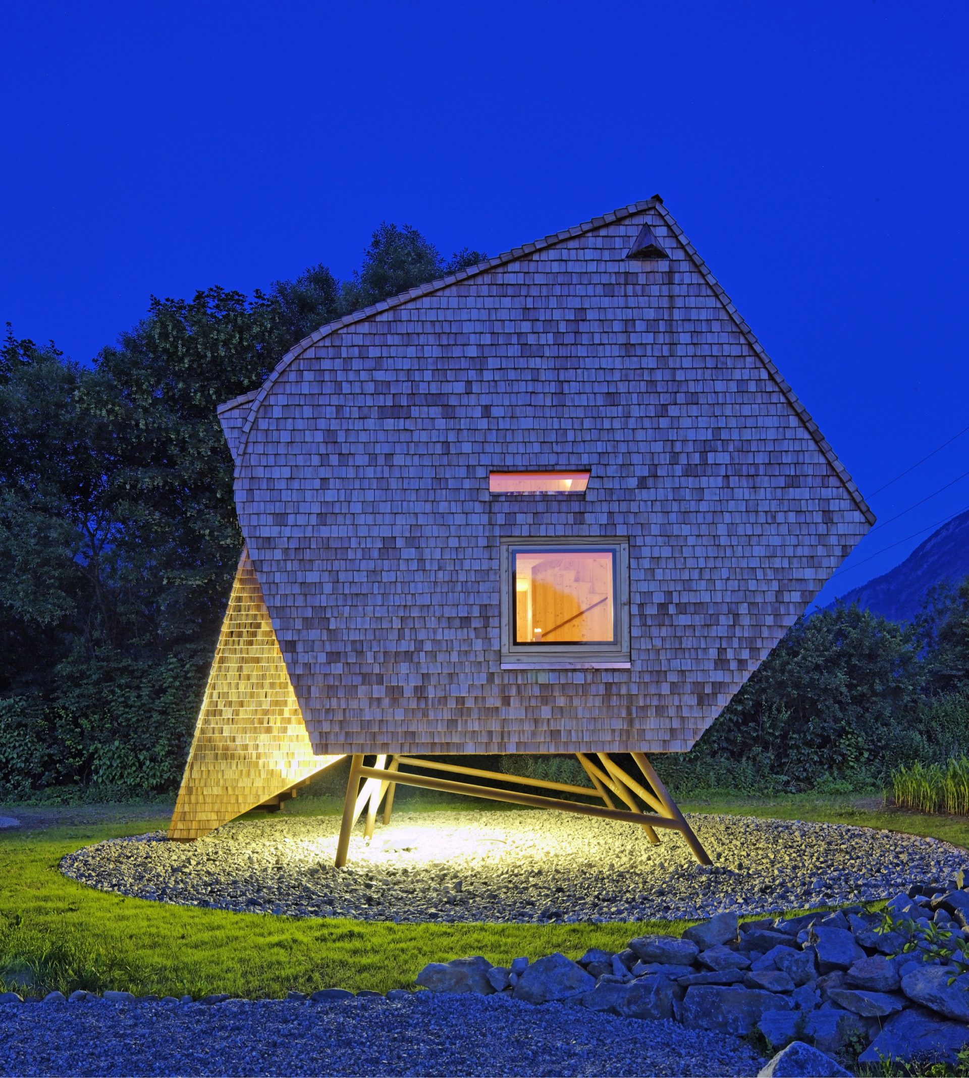 UFogel — Egger Licht